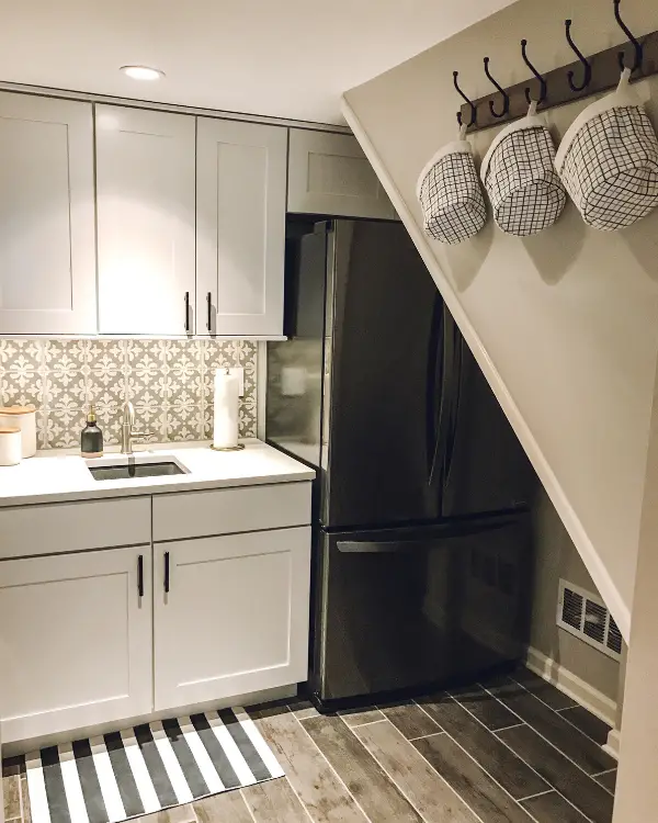 10 Must Haves in a Laundry Room when Designing One
