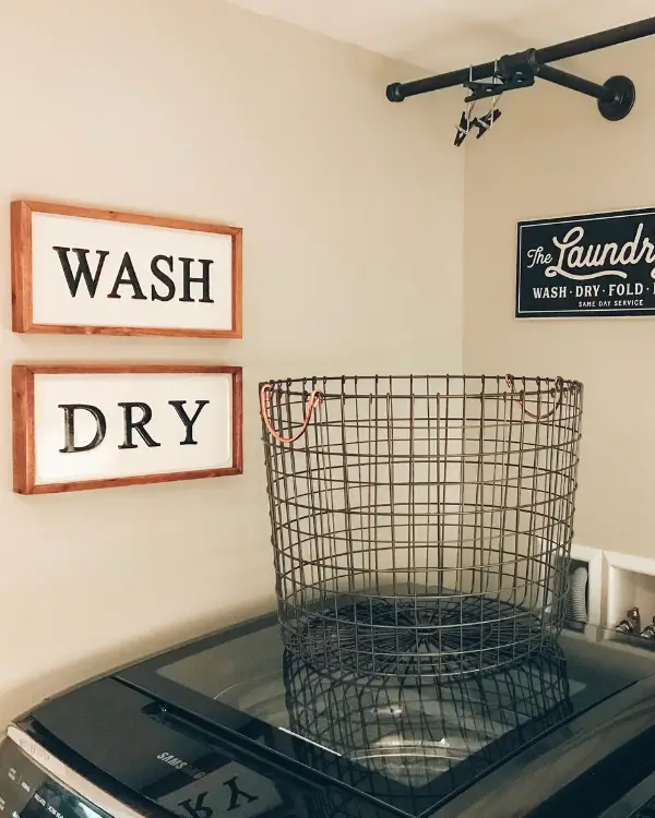10 Must Haves in a Laundry Room when Designing One
