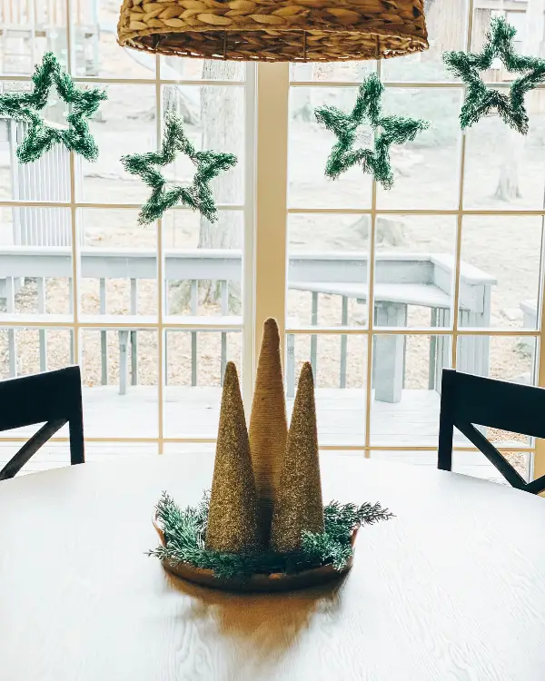 How to Make Mini Christmas Star Wreaths