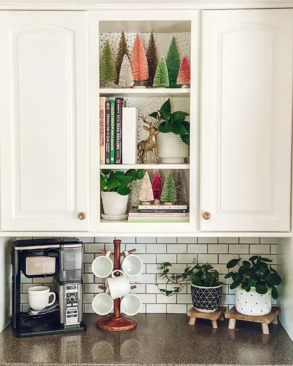 Kitchen Counter Decor Ideas that are Pretty and Practical