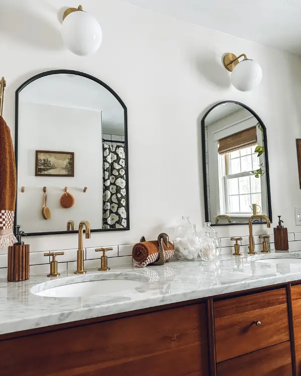 Target Find: 5 Ways to Use the Target Swan in the Bathroom