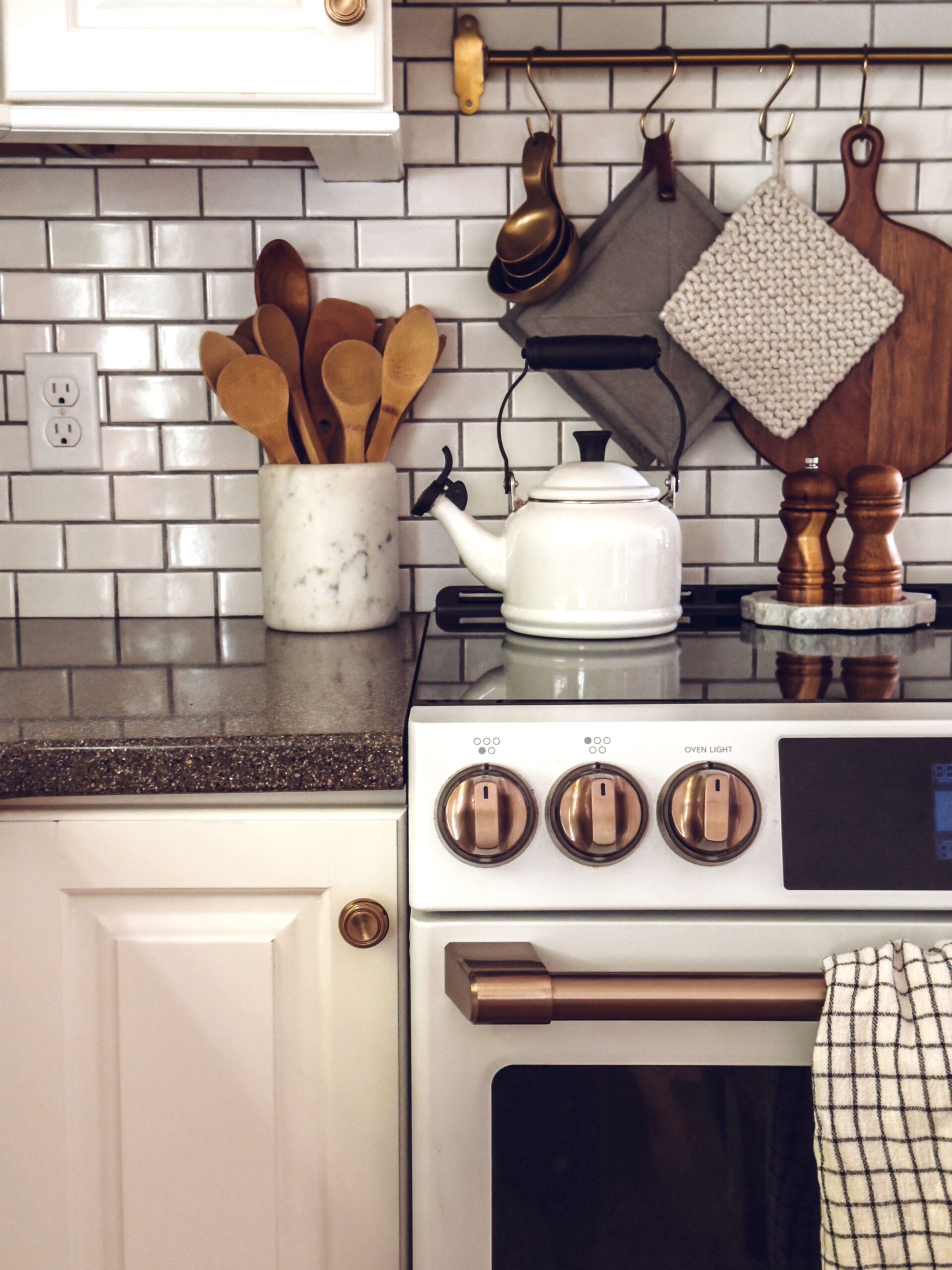 My Honest Review of the GE Cafe Stove